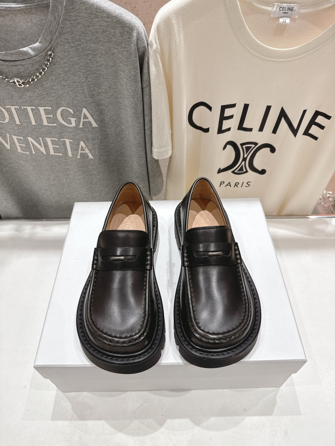 Loewe Shoes – Monzo Brands