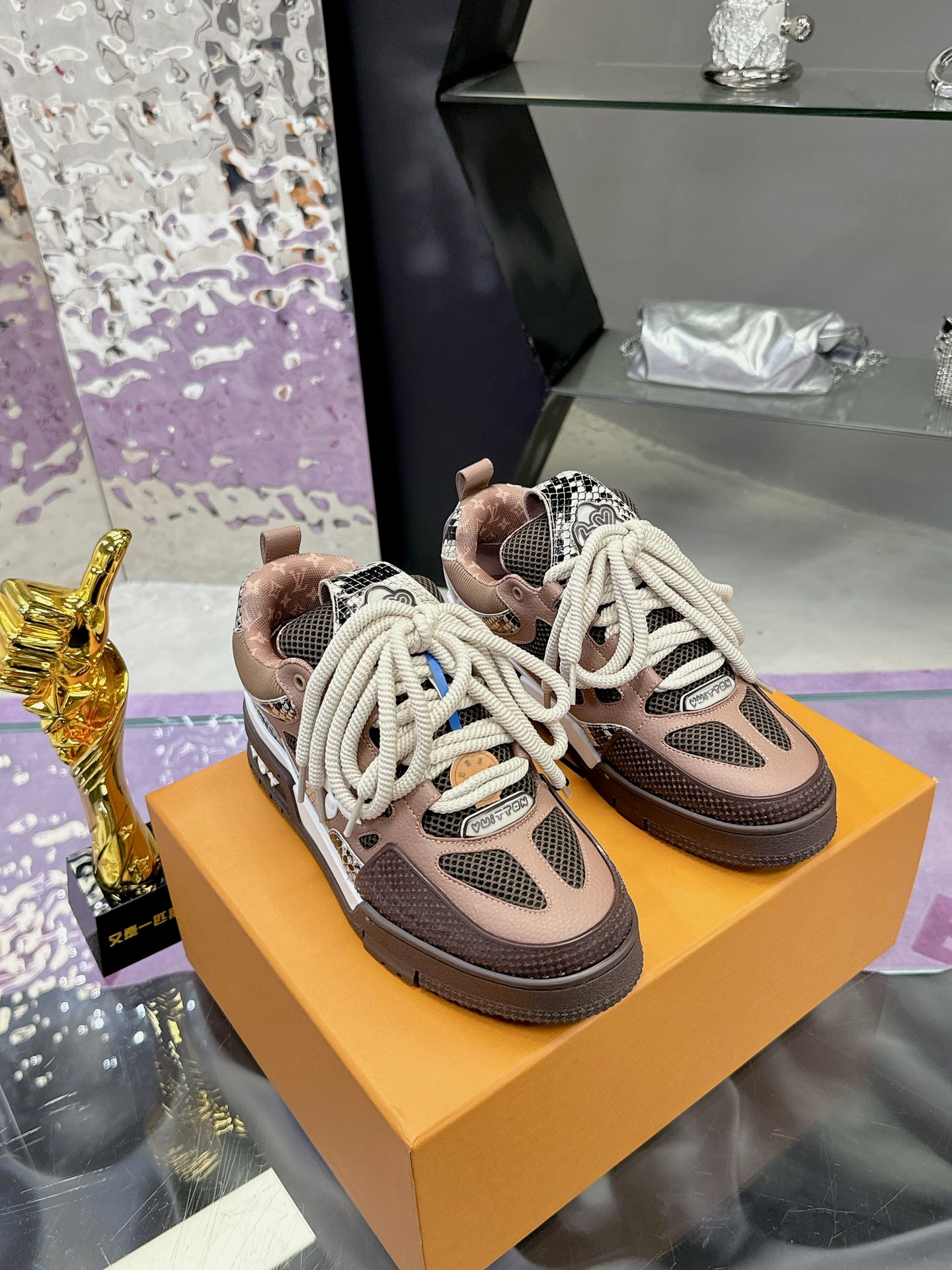 Louis Vuitton Sneaker – Monzo Brands