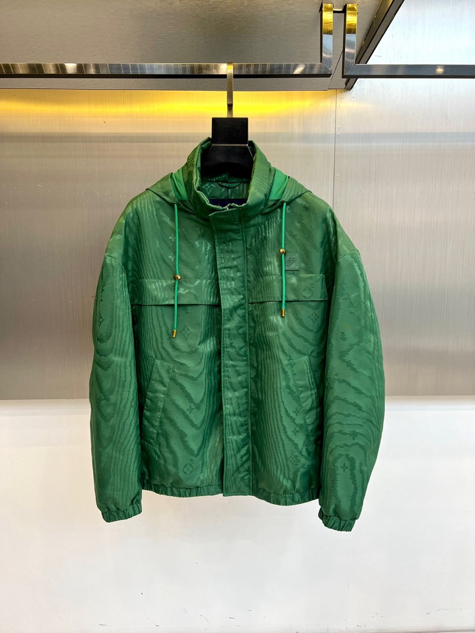 Louis Vuitton Mont – Monzo Brands